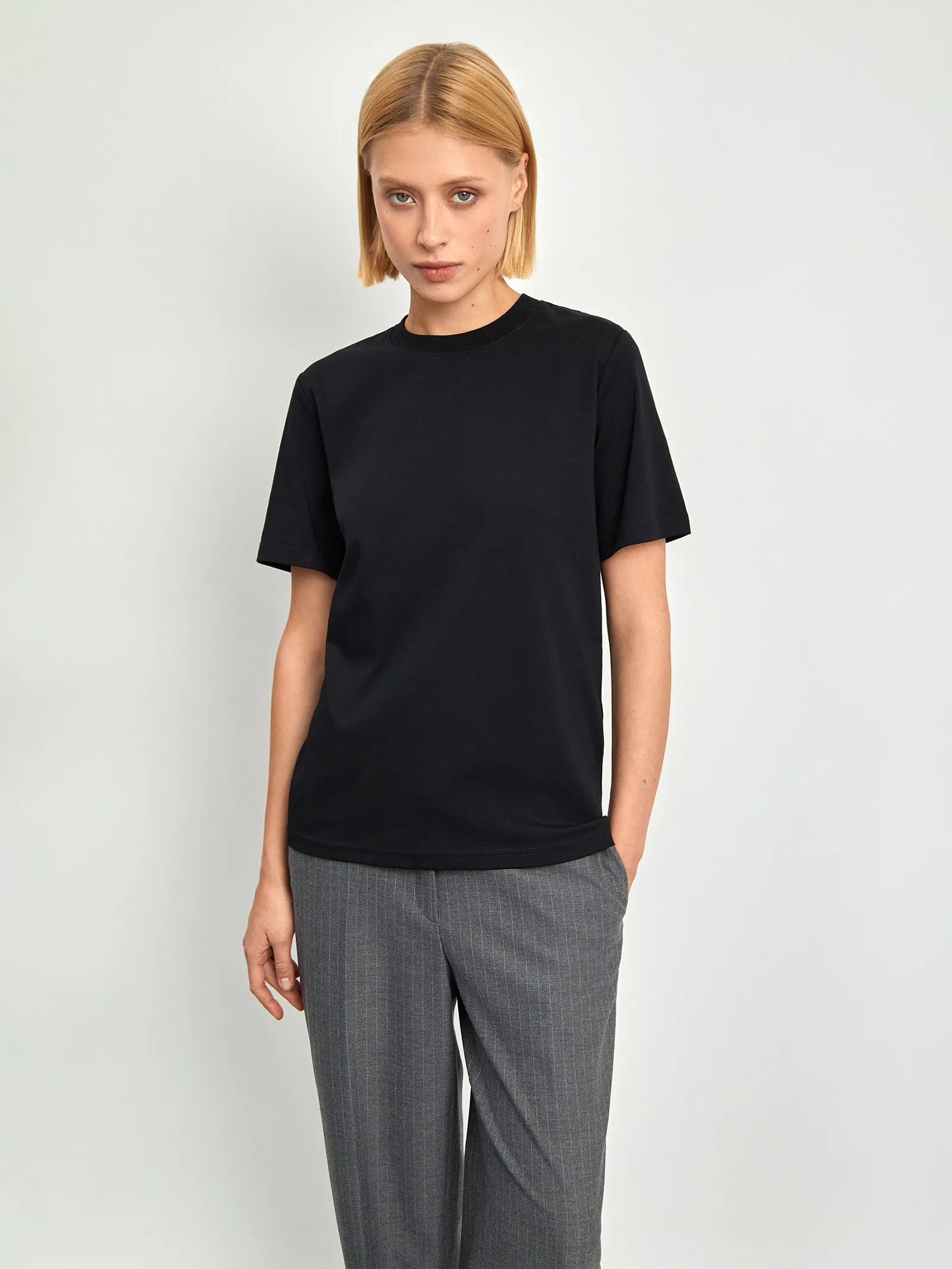 Футболка однотонная цвет: черный B3022/blackis | купить в интернет ...